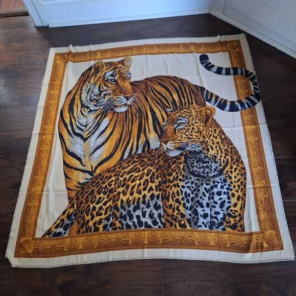 The Unbranded Brand | Accessories | Large Fringed Edge Tiger And ...